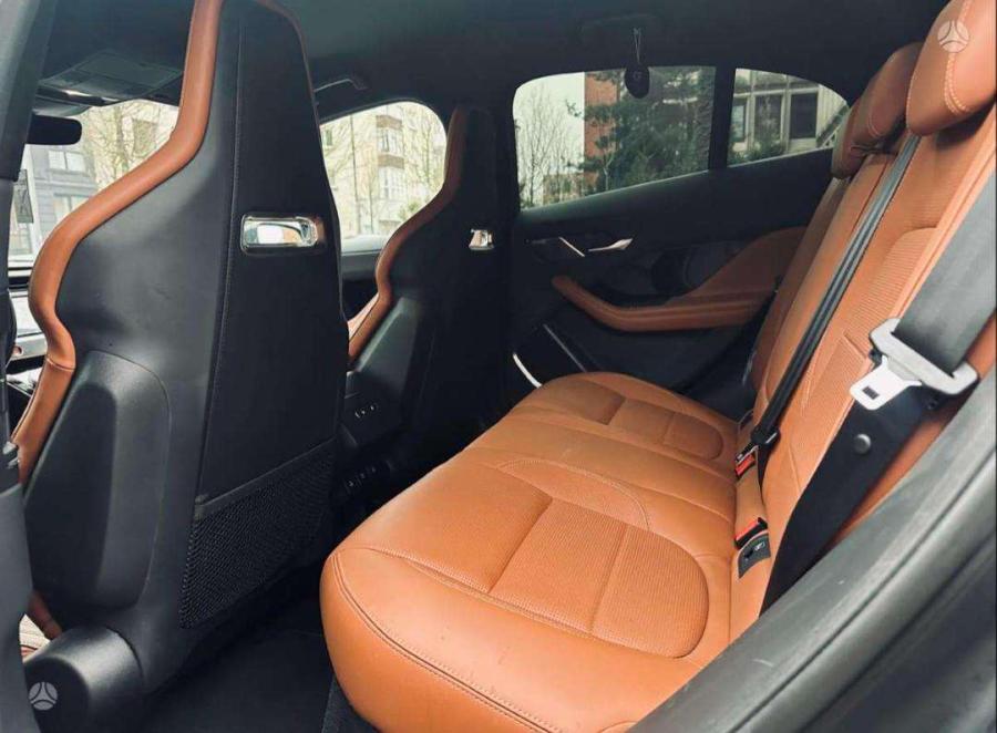 Melns Jaguar I-Pace 2019 Šauļi, ar dzinēja tilpumu 0.00 L un nobraukumu 149 tūkst. km par 21500 €, foto 23 vietnē AUTOMOTO.COM.LV