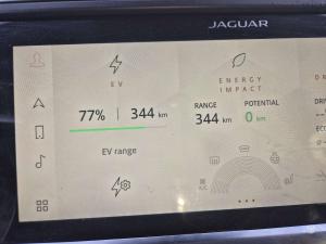 Melns Jaguar I-Pace 2020 Panevēža, ar dzinēja tilpumu 0.00 L un nobraukumu 348 tūkst. km par 9500 €, foto 19 vietnē AUTOMOTO.COM.LV
