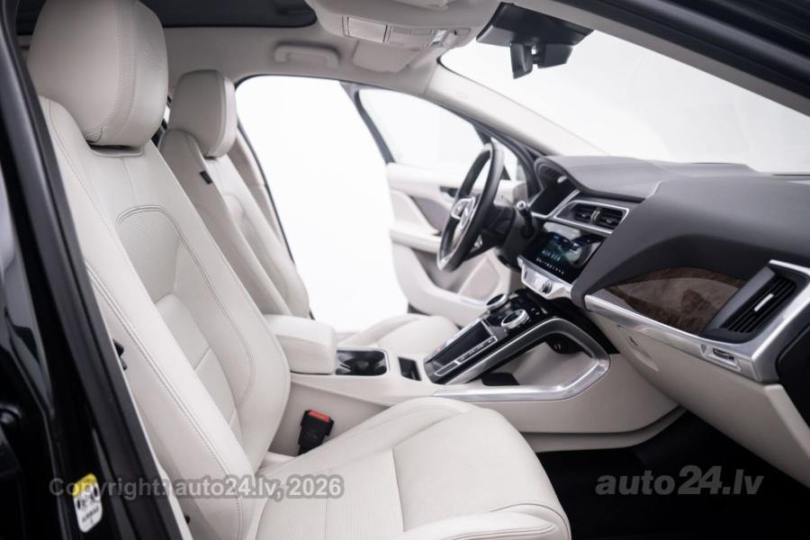 Black Jaguar I-Pace 2018 in Tallinn, with an engine capacity of 0.00 L and mileage of 109 thousand km for 19999 €, photo 13 on AUTOMOTO.COM.LV
