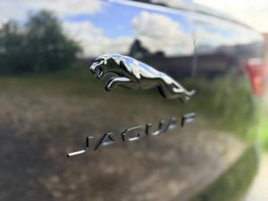 Black Jaguar I-Pace 2020 in Riga, with an engine capacity of 0.00 L and mileage of 93 thousand km for 24995 €, photo 34 on AUTOMOTO.COM.LV