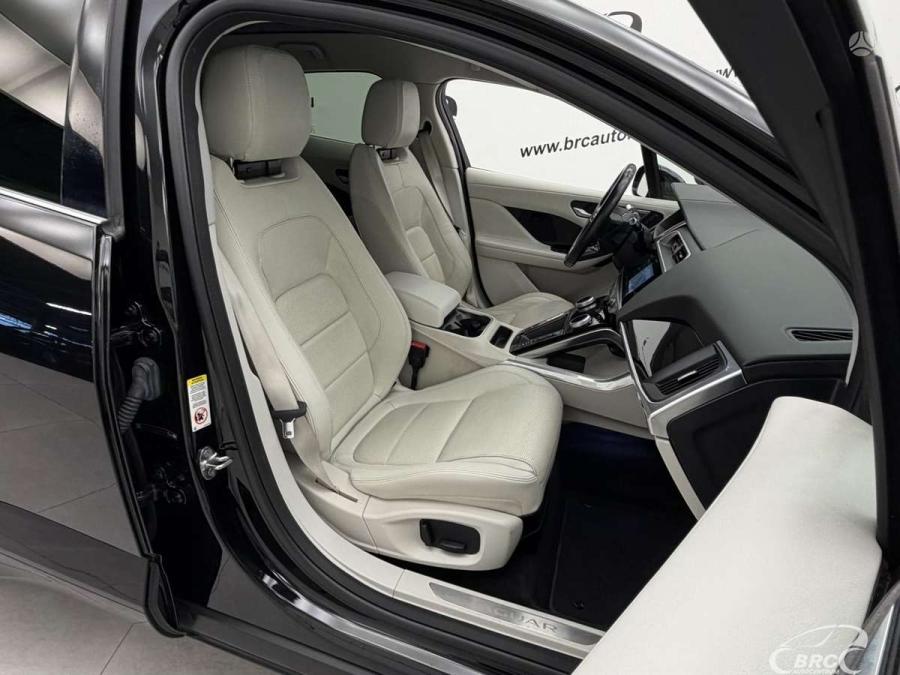 Black Jaguar I-Pace 2020 in Vilnius, with an engine capacity of 0.00 L and mileage of 55 thousand km for 24000 €, photo 9 on AUTOMOTO.COM.LV