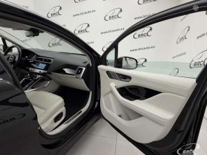 Black Jaguar I-Pace 2020 in Vilnius, with an engine capacity of 0.00 L and mileage of 55 thousand km for 24000 €, photo 10 on AUTOMOTO.COM.LV