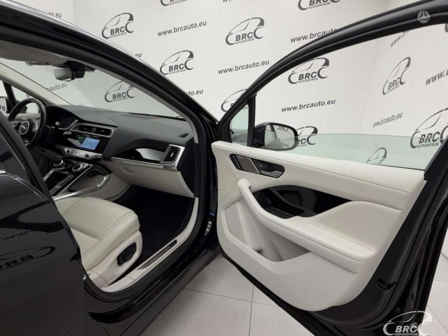 Black Jaguar I-Pace 2020 in Vilnius, with an engine capacity of 0.00 L and mileage of 55 thousand km for 24000 €, photo 10 on AUTOMOTO.COM.LV