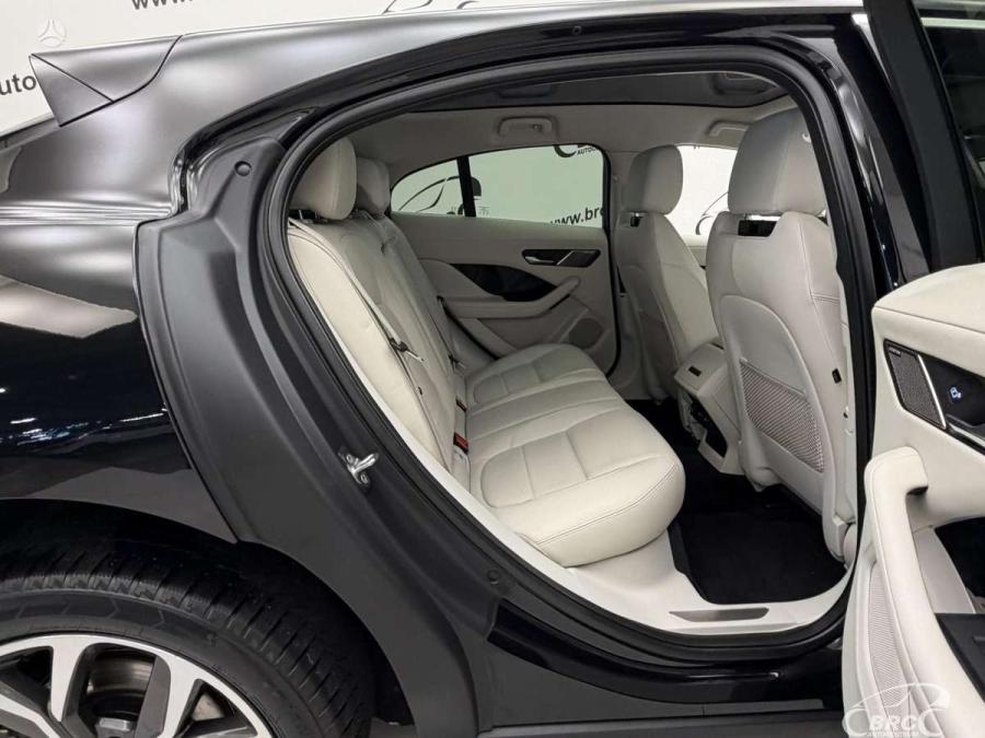 Black Jaguar I-Pace 2020 in Vilnius, with an engine capacity of 0.00 L and mileage of 55 thousand km for 24000 €, photo 13 on AUTOMOTO.COM.LV