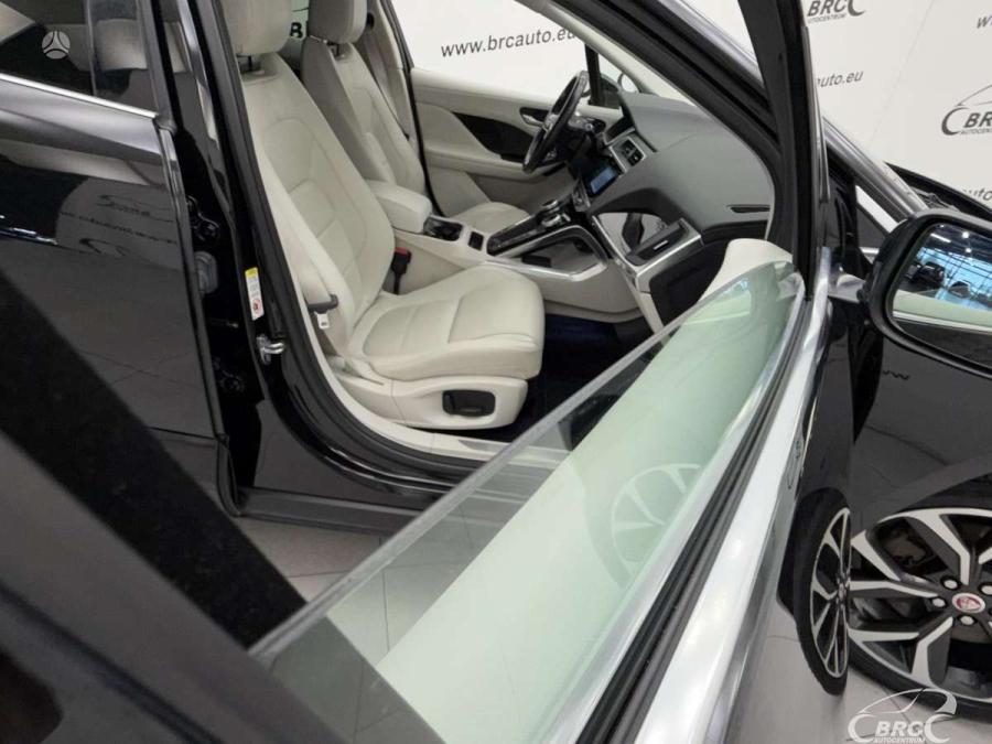 Black Jaguar I-Pace 2020 in Vilnius, with an engine capacity of 0.00 L and mileage of 55 thousand km for 23500 €, photo 12 on AUTOMOTO.COM.LV