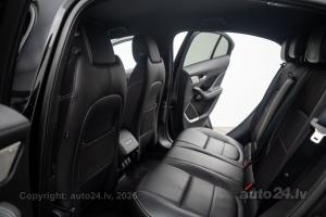 Black Jaguar I-Pace 2019 in Tallinn, with an engine capacity of 0.00 L and mileage of 125 thousand km for 19999 €, photo 10 on AUTOMOTO.COM.LV