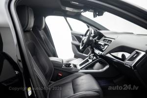 Black Jaguar I-Pace 2019 in Tallinn, with an engine capacity of 0.00 L and mileage of 125 thousand km for 19999 €, photo 12 on AUTOMOTO.COM.LV