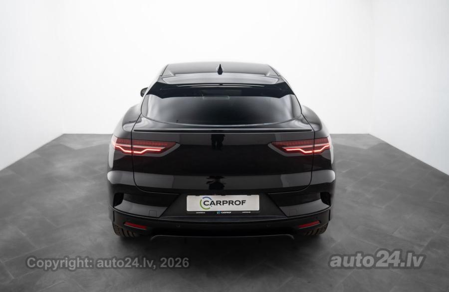 Black Jaguar I-Pace 2019 in Tallinn, with an engine capacity of 0.00 L and mileage of 129 thousand km for 19999 €, photo 6 on AUTOMOTO.COM.LV
