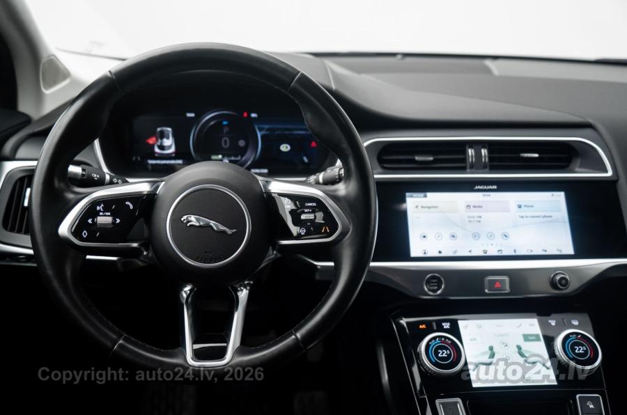 Black Jaguar I-Pace 2019 in Tallinn, with an engine capacity of 0.00 L and mileage of 129 thousand km for 19999 €, photo 8 on AUTOMOTO.COM.LV
