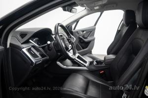 Black Jaguar I-Pace 2019 in Tallinn, with an engine capacity of 0.00 L and mileage of 129 thousand km for 19999 €, photo 9 on AUTOMOTO.COM.LV