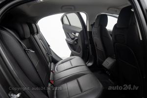 Black Jaguar I-Pace 2019 in Tallinn, with an engine capacity of 0.00 L and mileage of 129 thousand km for 19999 €, photo 11 on AUTOMOTO.COM.LV