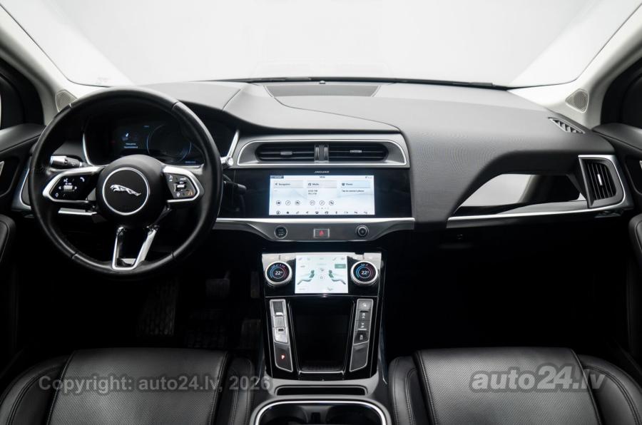 Black Jaguar I-Pace 2019 in Tallinn, with an engine capacity of 0.00 L and mileage of 129 thousand km for 19999 €, photo 14 on AUTOMOTO.COM.LV