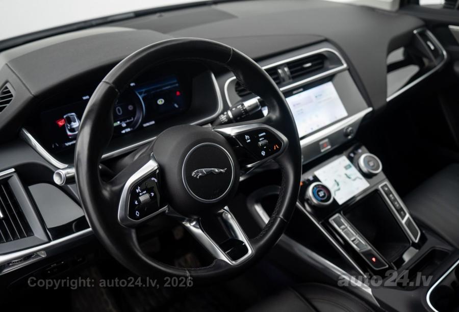 Black Jaguar I-Pace 2019 in Tallinn, with an engine capacity of 0.00 L and mileage of 129 thousand km for 19999 €, photo 15 on AUTOMOTO.COM.LV