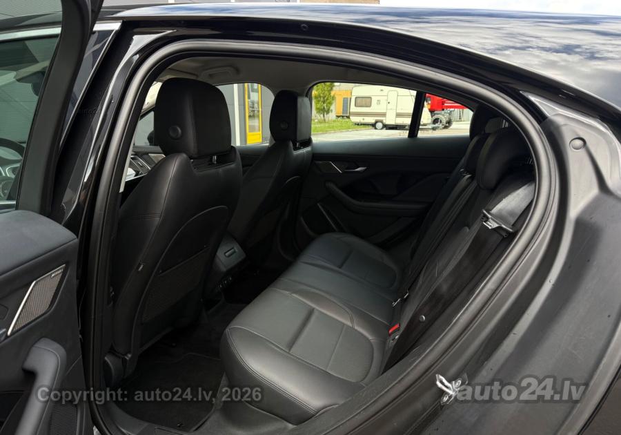 Melns Jaguar I-Pace 2019 Tallina, ar dzinēja tilpumu 0.00 L un nobraukumu 166 tūkst. km par 15990 €, foto 12 vietnē AUTOMOTO.COM.LV