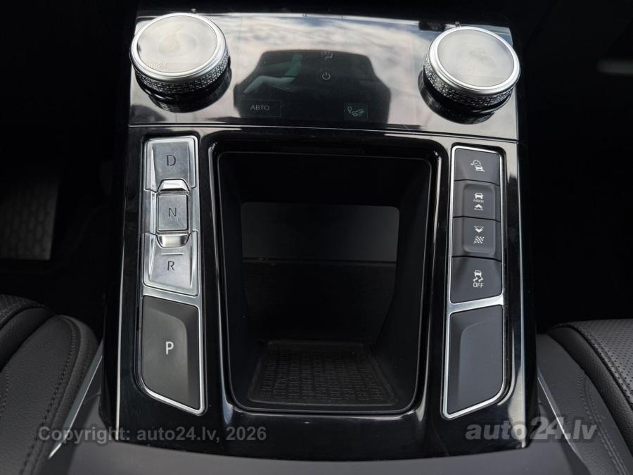 Melns Jaguar I-Pace 2019 Tallina, ar dzinēja tilpumu 0.00 L un nobraukumu 166 tūkst. km par 15990 €, foto 20 vietnē AUTOMOTO.COM.LV