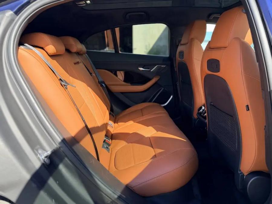 Синий Ягуар I-Pace 2021 в Рига, объемом двигателя 0.00 л и пробегом 113 тыс. км за 23995 €, фото 26 на AUTOMOTO.COM.LV
