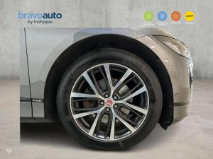 Jaguar I-Pace 2018 in Vilnius, with an engine capacity of 0.00 L and mileage of 44 thousand km for 27500 €, photo 7 on AUTOMOTO.COM.LV