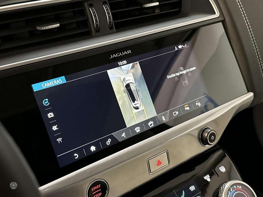Jaguar I-Pace 2018 in Vilnius, with an engine capacity of 0.00 L and mileage of 44 thousand km for 27500 €, photo 23 on AUTOMOTO.COM.LV