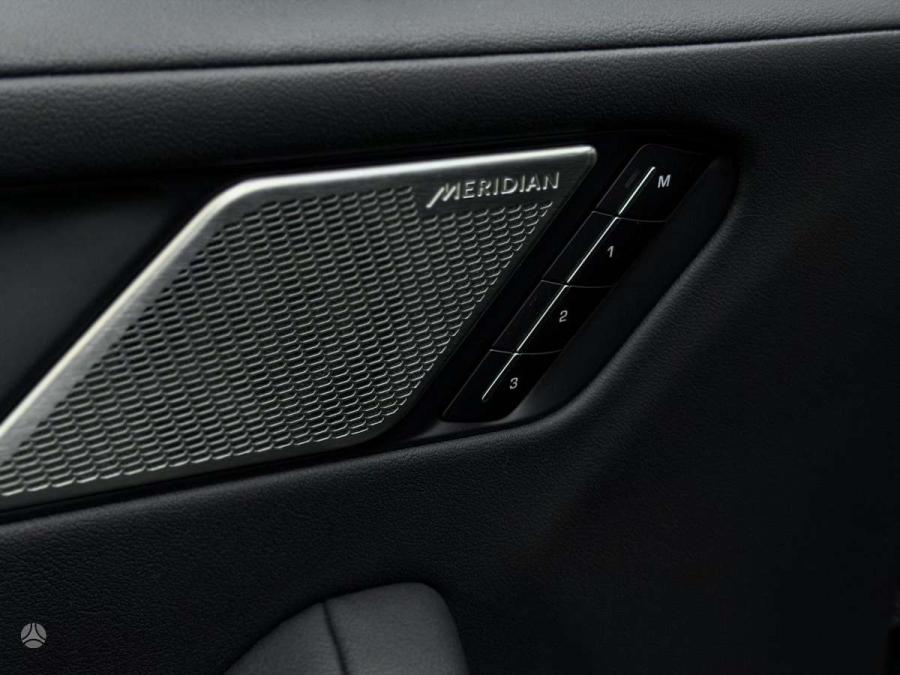 Серый Ягуар I-Pace 2018 в Вильнюс, объемом двигателя 0.00 л и пробегом 188 тыс. км за 17900 €, фото 23 на AUTOMOTO.COM.LV