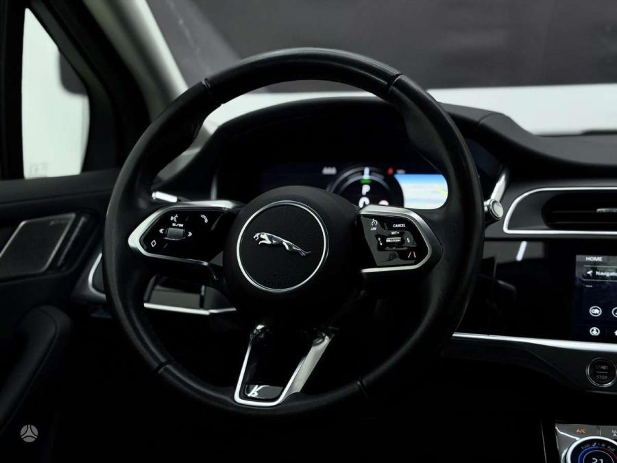 Grey Jaguar I-Pace 2018 in Vilnius, with an engine capacity of 0.00 L and mileage of 188 thousand km for 17900 €, photo 19 on AUTOMOTO.COM.LV
