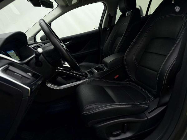 Grey Jaguar I-Pace 2018 in Vilnius, with an engine capacity of 0.00 L and mileage of 188 thousand km for 17390 €, photo 10 on AUTOMOTO.COM.LV