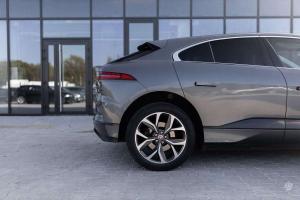 Grey Jaguar I-Pace 2019 in Vilnius, with an engine capacity of 0.00 L and mileage of 89 thousand km for 22900 €, photo 9 on AUTOMOTO.COM.LV