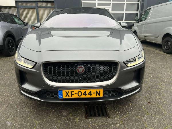 Grey Jaguar I-Pace 2019 in Prienai, with an engine capacity of 0.00 L and mileage of 82 thousand km for 18900 €, photo 2 on AUTOMOTO.COM.LV