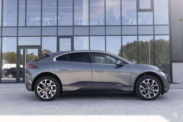 Grey Jaguar I-Pace 2019 in Vilnius, with an engine capacity of 0.00 L and mileage of 89 thousand km for 22300 €, photo 10 on AUTOMOTO.COM.LV