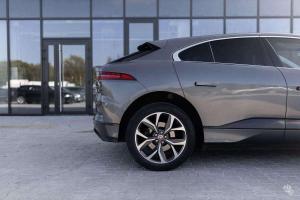 Grey Jaguar I-Pace 2019 in Vilnius, with an engine capacity of 0.00 L and mileage of 89 thousand km for 22300 €, photo 9 on AUTOMOTO.COM.LV