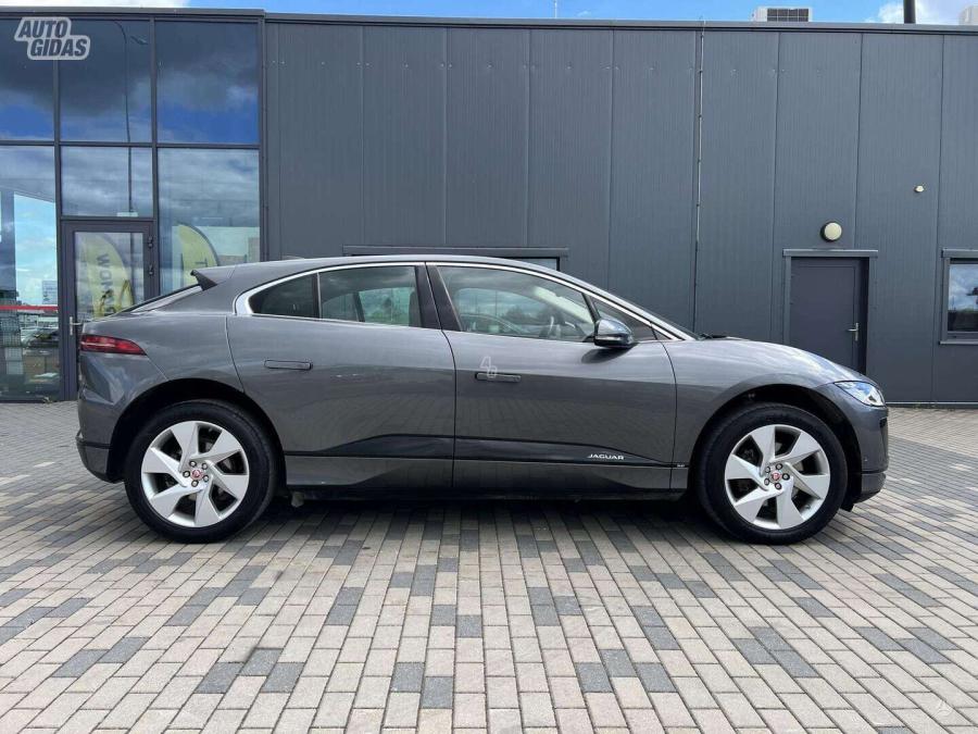 Grey Jaguar I-Pace 2019 in Siauliai, with an engine capacity of 0.00 L and mileage of 107 thousand km for 20400 €, photo 6 on AUTOMOTO.COM.LV