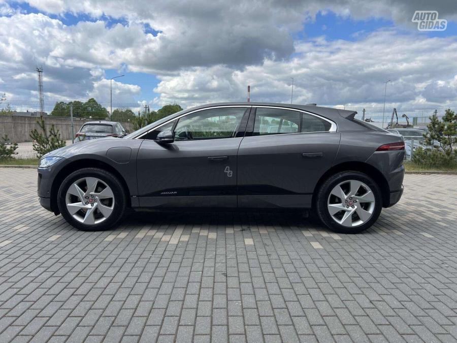 Grey Jaguar I-Pace 2019 in Siauliai, with an engine capacity of 0.00 L and mileage of 107 thousand km for 20400 €, photo 7 on AUTOMOTO.COM.LV