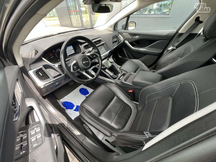 Grey Jaguar I-Pace 2019 in Siauliai, with an engine capacity of 0.00 L and mileage of 107 thousand km for 20400 €, photo 18 on AUTOMOTO.COM.LV