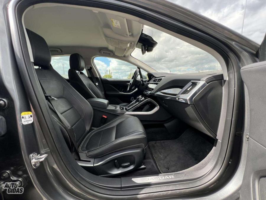 Grey Jaguar I-Pace 2019 in Siauliai, with an engine capacity of 0.00 L and mileage of 107 thousand km for 20400 €, photo 29 on AUTOMOTO.COM.LV