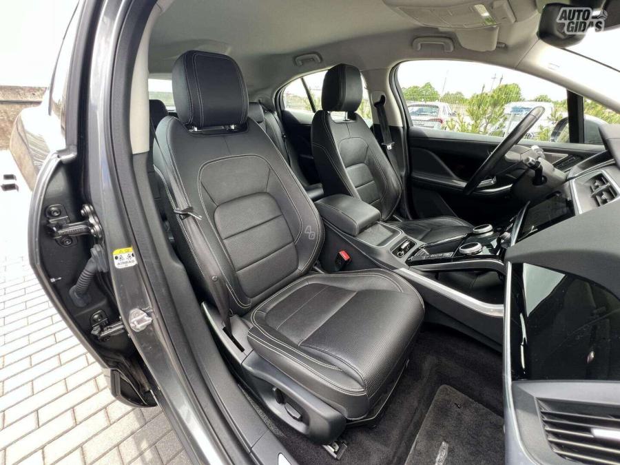 Grey Jaguar I-Pace 2019 in Siauliai, with an engine capacity of 0.00 L and mileage of 107 thousand km for 20400 €, photo 30 on AUTOMOTO.COM.LV