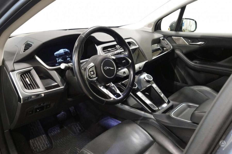 Grey Jaguar I-Pace 2020 in Klaipeda, with an engine capacity of 0.00 L and mileage of 190 thousand km for 15730 €, photo 7 on AUTOMOTO.COM.LV