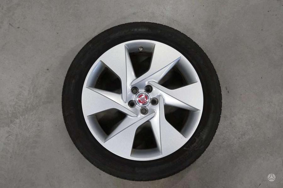 Grey Jaguar I-Pace 2020 in Klaipeda, with an engine capacity of 0.00 L and mileage of 190 thousand km for 15730 €, photo 11 on AUTOMOTO.COM.LV