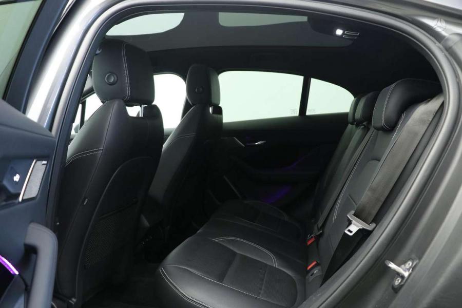 Grey Jaguar I-Pace 2020 in Vilnius, with an engine capacity of 0.00 L and mileage of 39 thousand km for 26990 €, photo 14 on AUTOMOTO.COM.LV