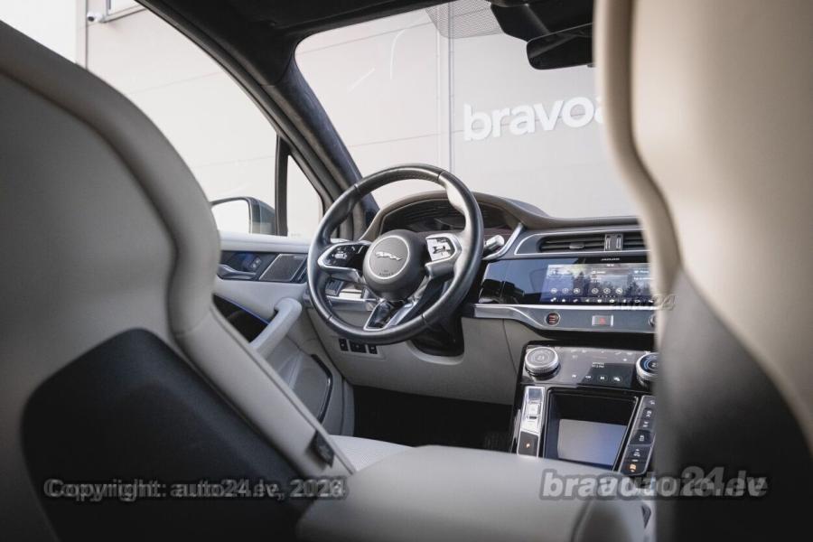 Grey Jaguar I-Pace 2018 in Tallinn, with an engine capacity of 0.00 L and mileage of 131 thousand km for 19900 €, photo 21 on AUTOMOTO.COM.LV