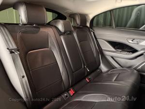 Pelēks Jaguar I-Pace 2018 Tallina, ar dzinēja tilpumu 0.00 L un nobraukumu 0 tūkst. km par 20900 €, foto 13 vietnē AUTOMOTO.COM.LV