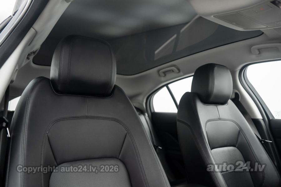 Серый Ягуар I-Pace 2019 в Таллин, объемом двигателя 0.00 л и пробегом 122 тыс. км за 19699 €, фото 14 на AUTOMOTO.COM.LV