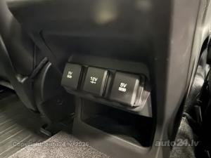 Pelēks Jaguar I-Pace 2019 Tallina, ar dzinēja tilpumu 0.00 L un nobraukumu 77 tūkst. km par 20990 €, foto 12 vietnē AUTOMOTO.COM.LV