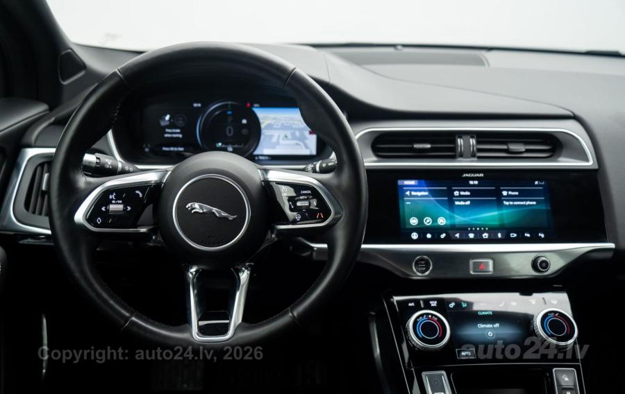 Grey Jaguar I-Pace 2021 in Tallinn, with an engine capacity of 0.00 L and mileage of 103 thousand km for 21999 €, photo 8 on AUTOMOTO.COM.LV