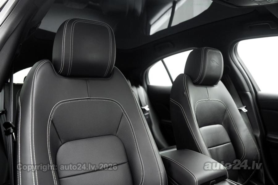Grey Jaguar I-Pace 2021 in Tallinn, with an engine capacity of 0.00 L and mileage of 103 thousand km for 21999 €, photo 16 on AUTOMOTO.COM.LV
