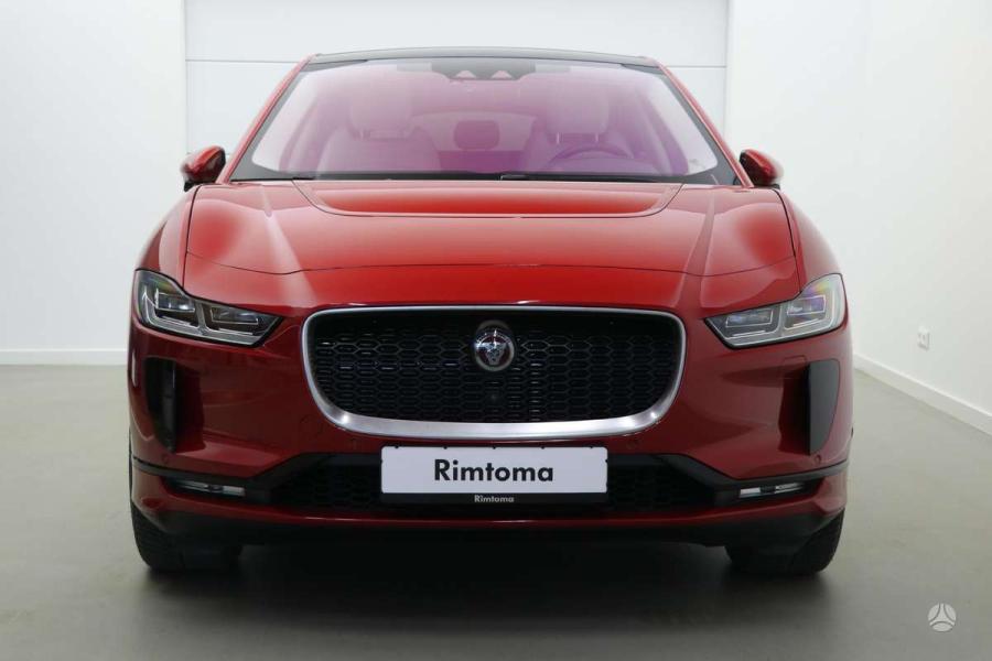 Red Jaguar I-Pace 2019 in Vilnius, with an engine capacity of 0.00 L and mileage of 75 thousand km for 25300 €, photo 7 on AUTOMOTO.COM.LV