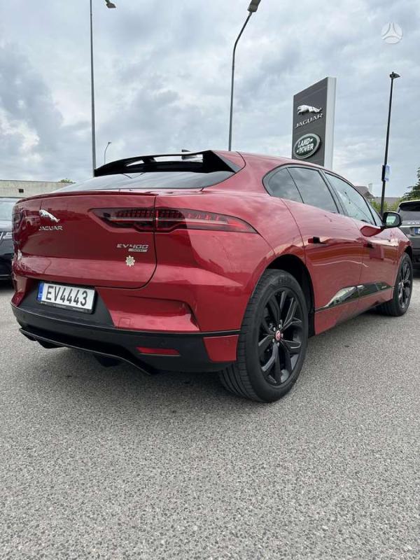 Red Jaguar I-Pace 2020 in Vilnius, with an engine capacity of 0.00 L and mileage of 108 thousand km for 25000 €, photo 4 on AUTOMOTO.COM.LV