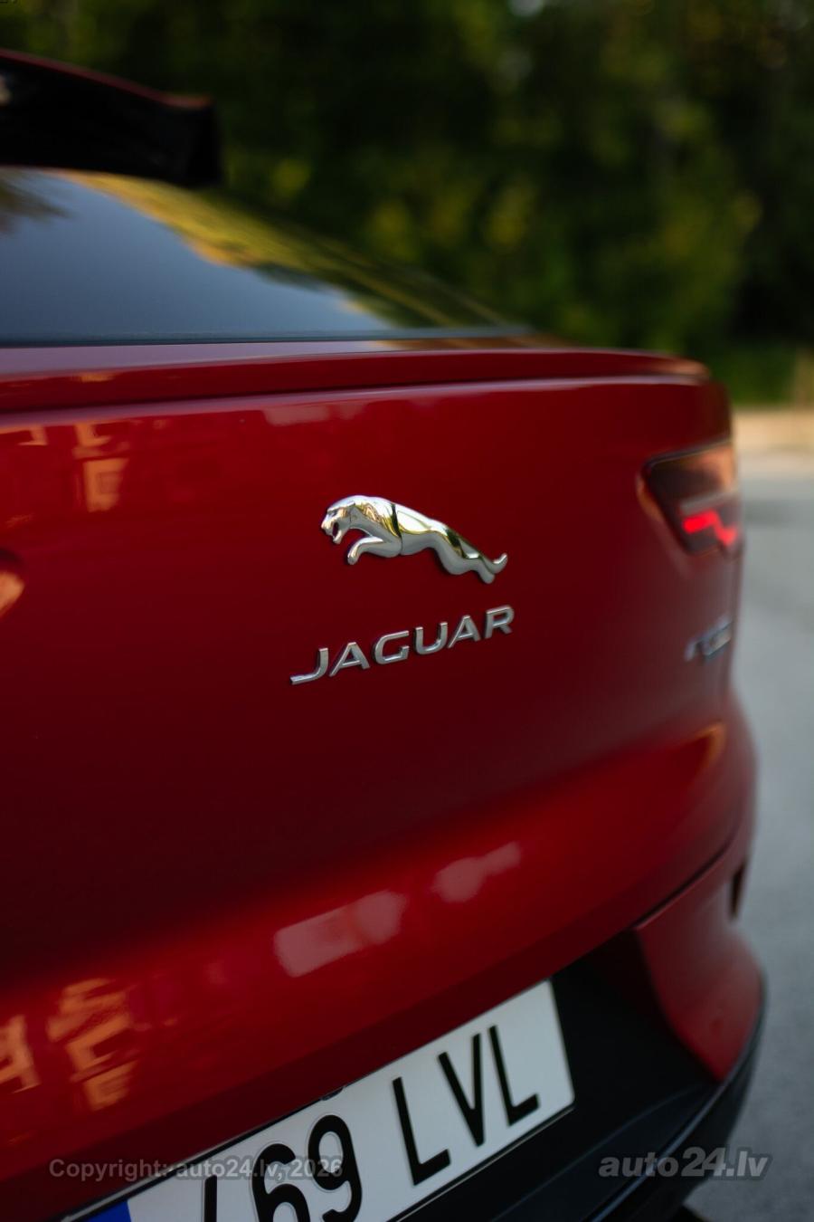 Sarkans Jaguar I-Pace 2019 Pērnava, ar dzinēja tilpumu 0.00 L un nobraukumu 119 tūkst. km par 16990 €, foto 11 vietnē AUTOMOTO.COM.LV