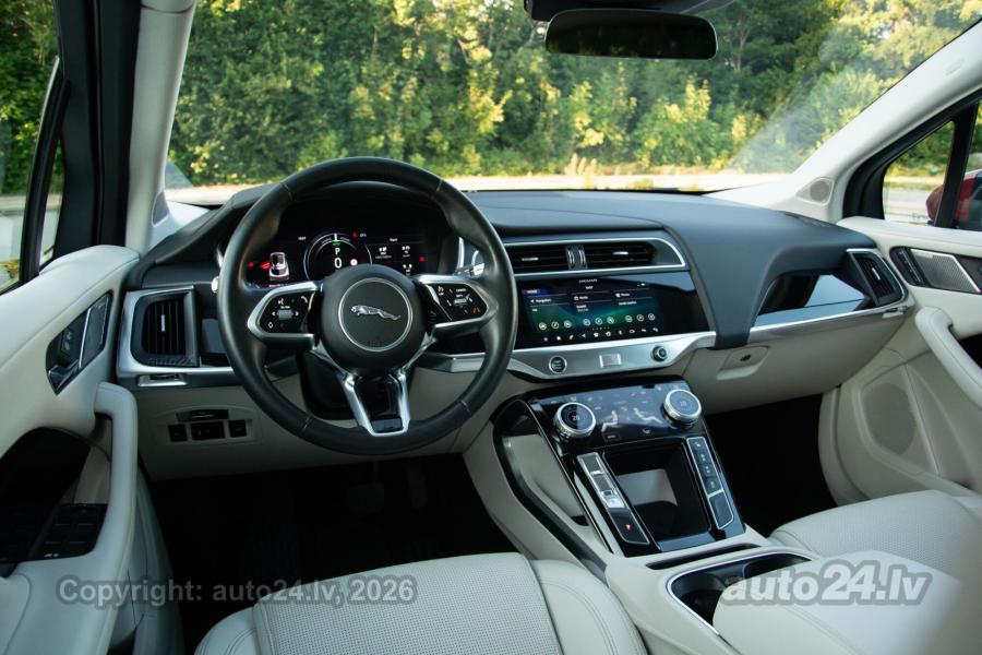 Sarkans Jaguar I-Pace 2019 Pērnava, ar dzinēja tilpumu 0.00 L un nobraukumu 119 tūkst. km par 16990 €, foto 15 vietnē AUTOMOTO.COM.LV