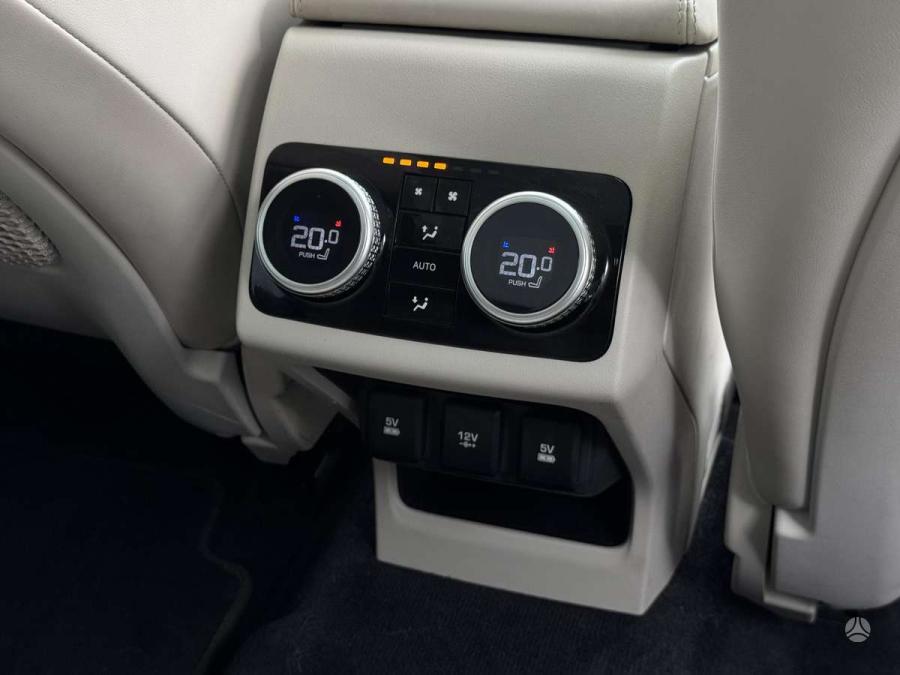 Balts Jaguar I-Pace 2019 Klaipėda, ar dzinēja tilpumu 0.00 L un nobraukumu 156 tūkst. km par 21500 €, foto 36 vietnē AUTOMOTO.COM.LV