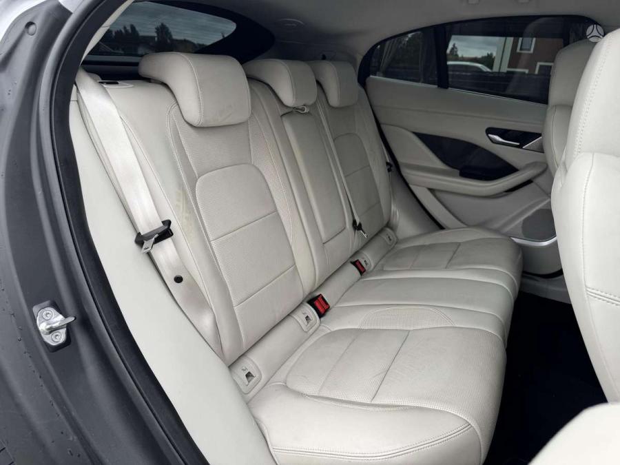Balts Jaguar I-Pace 2019 Klaipėda, ar dzinēja tilpumu 0.00 L un nobraukumu 156 tūkst. km par 21500 €, foto 40 vietnē AUTOMOTO.COM.LV
