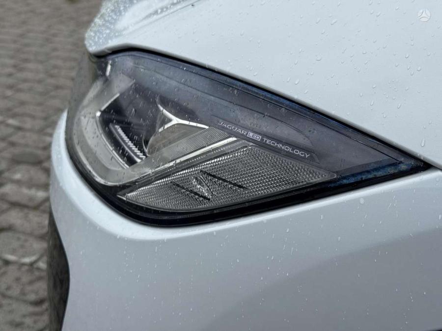 Balts Jaguar I-Pace 2019 Klaipėda, ar dzinēja tilpumu 0.00 L un nobraukumu 156 tūkst. km par 21500 €, foto 51 vietnē AUTOMOTO.COM.LV